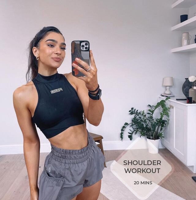 健身博主Stef Williams曬照，腰臀比讓人羨慕，3步get同款-健身動起來